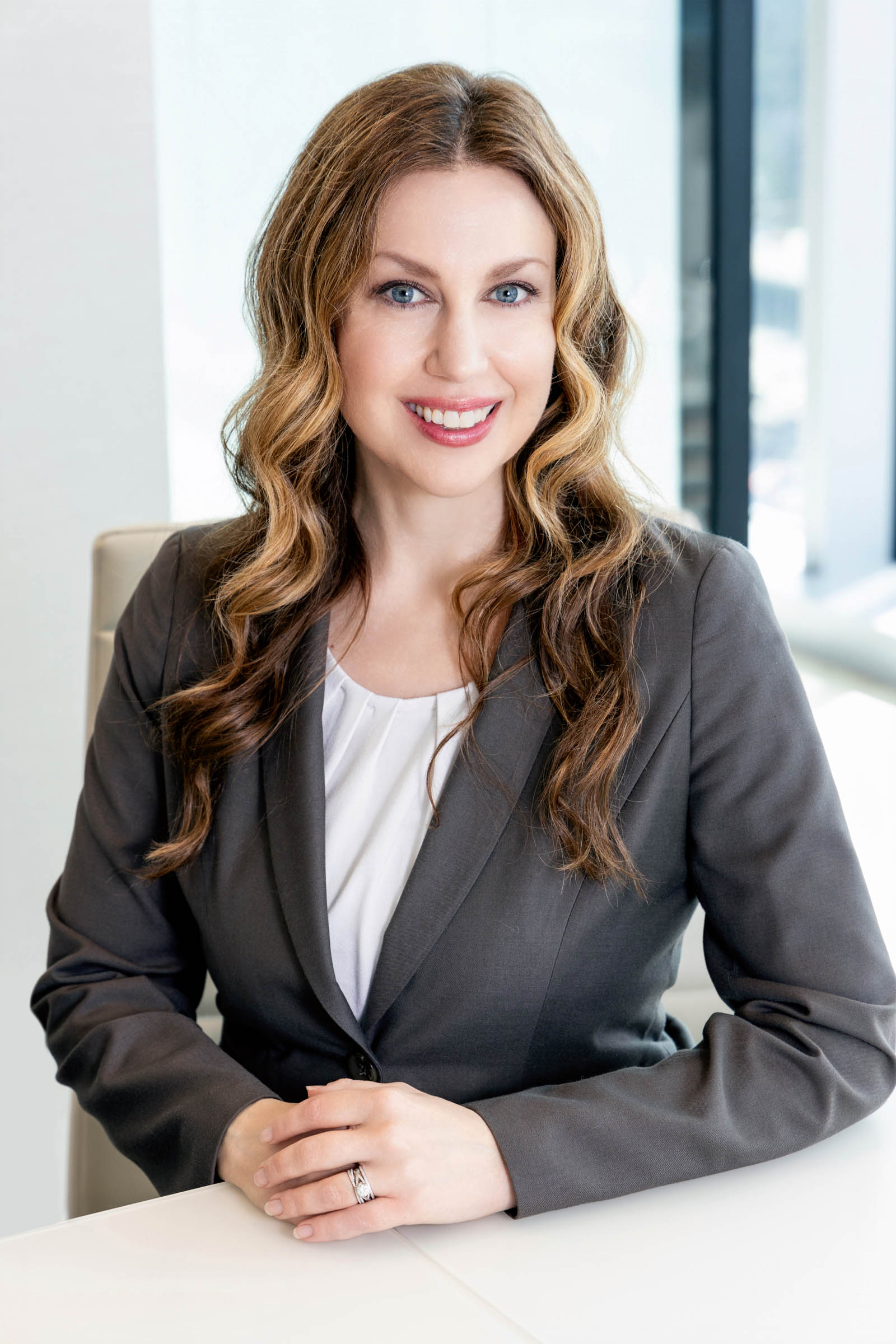 Lisa Helton | Sherrard Roe Voigt & Harbison | Attorneys at Law